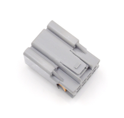 Wholesale Yazaki connectors are key components in automotive electrical systems 7282-3243-40 ...
